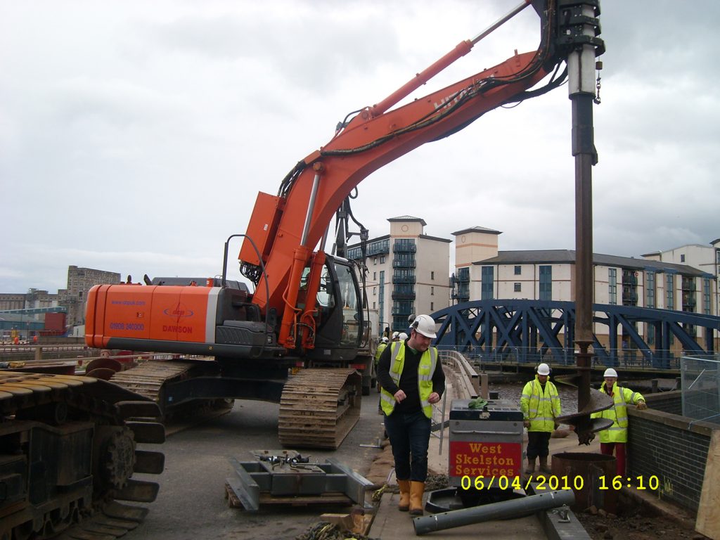 RAIL CASE STUDY - EDINBURGH TRAM NETWORK - Steel Piling Group