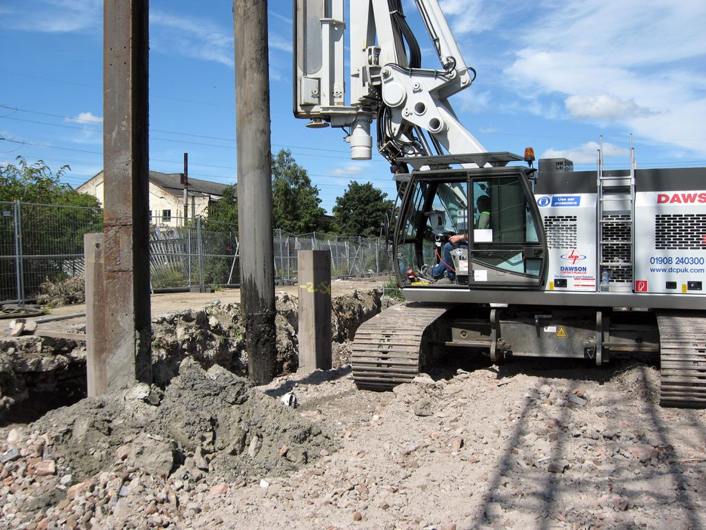 SPECIALIST CASE STUDY - CONCRETE PILE EXTRACTION - Steel Piling Group
