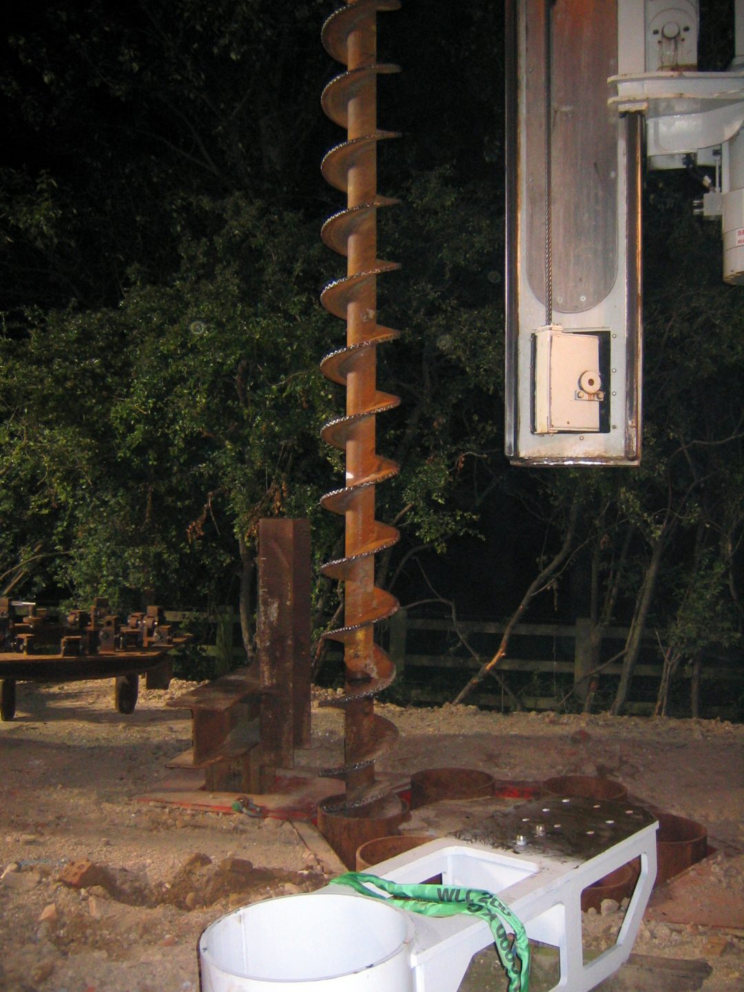 HIGHWAY CASE STUDY - MS3 & MS4 GANTRY FOUNDATIONS - Steel Piling Group