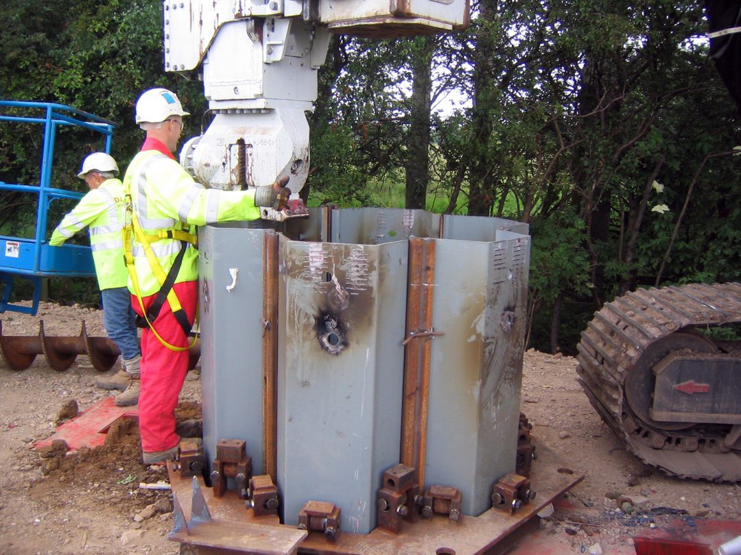HIGHWAY CASE STUDY - MS3 & MS4 GANTRY FOUNDATIONS - Steel Piling Group